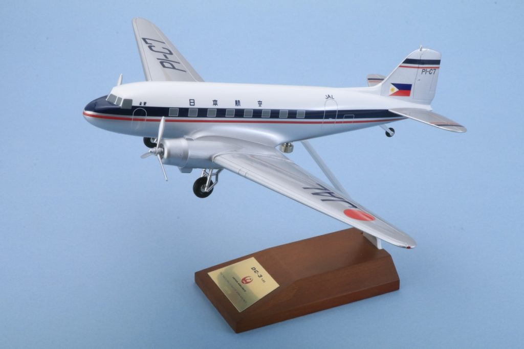 BJQ2041 JALUX企画品 JAL / 日本航空 DC-3 PI-C7 1:80 お取り寄せ – 航空機モデル専門店 クロスウイング