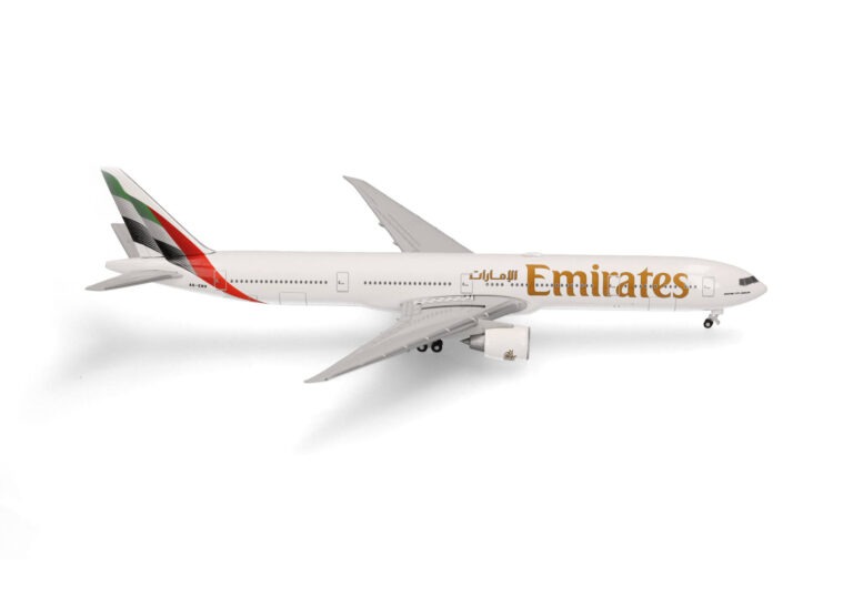537674 Herpa Emirates / エミレーツ航空 B777-300ER A6-ENV New 2023 color 1:500 ...